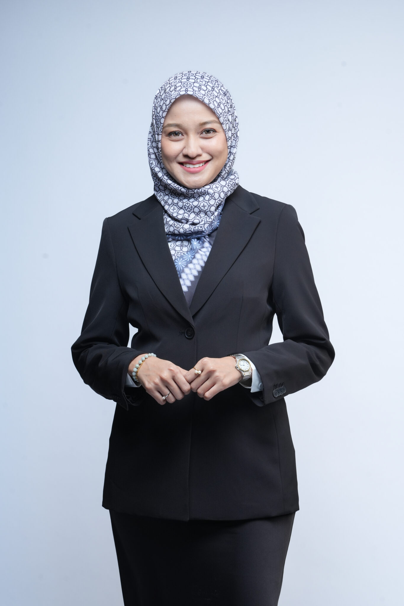 NIK NUR AISYAH ADILLEGAL - AHMAD DANIAL, ISWATT & LUQMAN